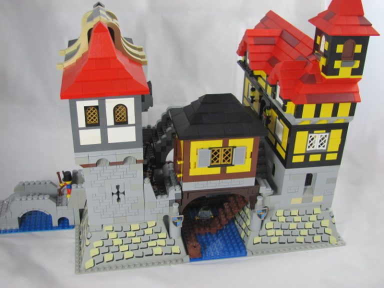 “Harbour Town” by Captain Braunsfeld – MOCs – The Ultimate LEGO® Pirate ...