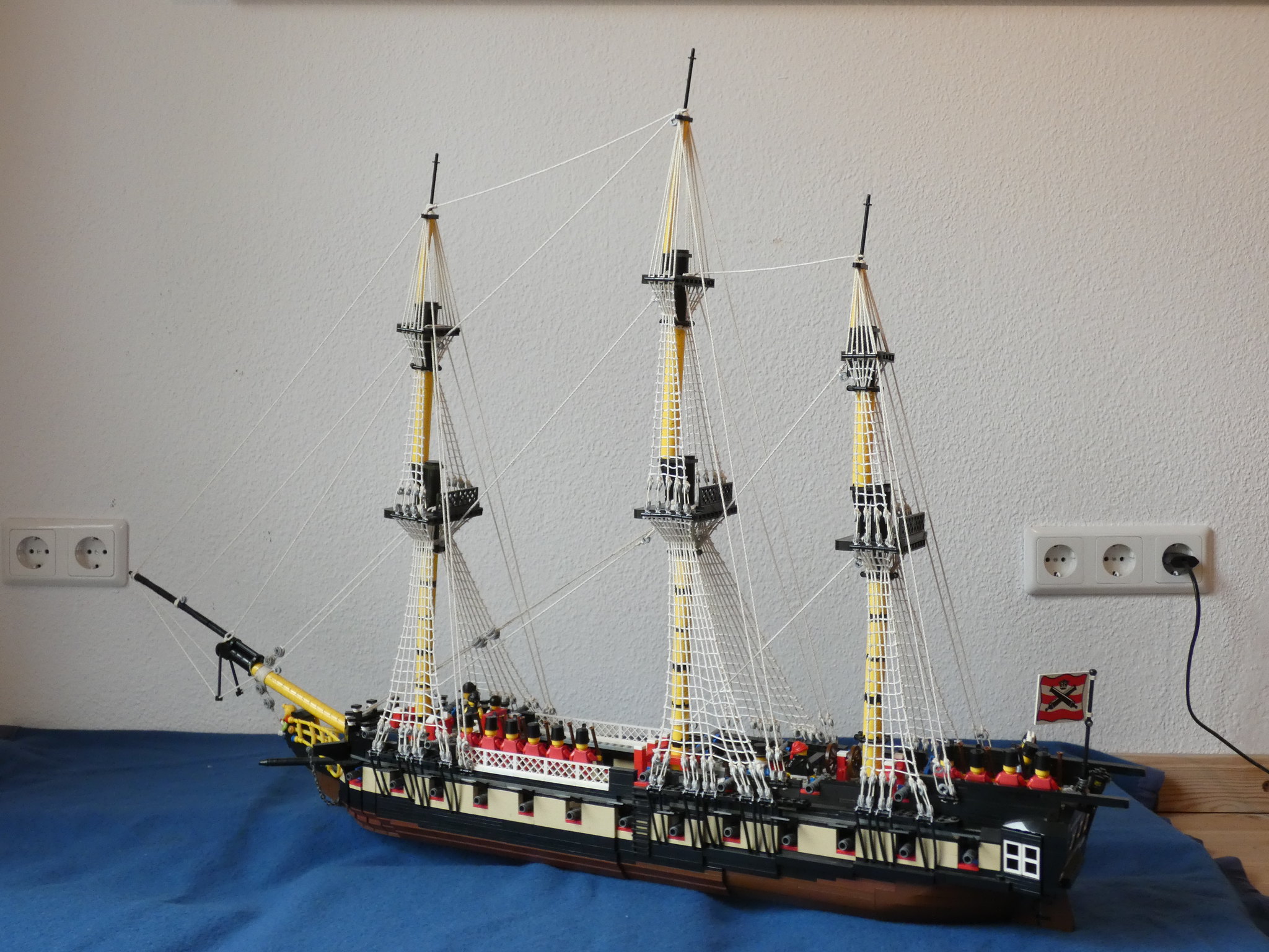 “Class VII 38 Gun Frigate” by Wellesley – MOCs – The home of LEGO® Pirates