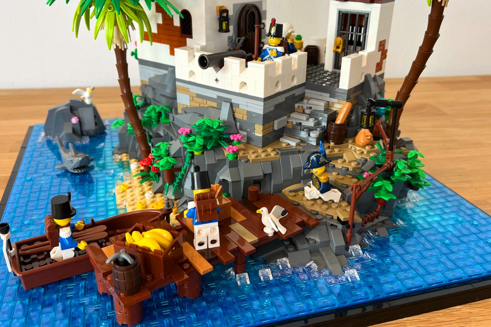 “Imperial Outpost” by Filibbooo – MOCs – Pirate LEGO® News and MOCs