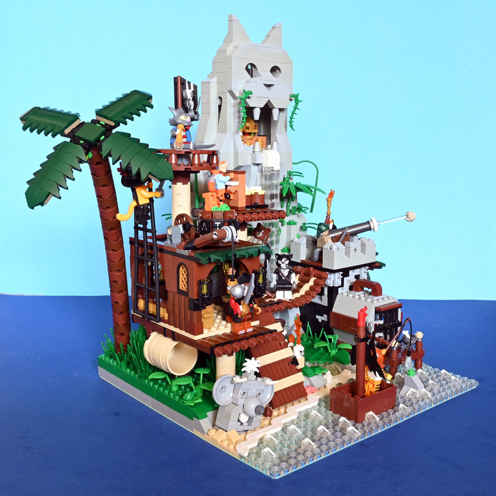 “PlunderCats: Hideout on Cat Skull Island” by Oky – MOCs – The Ultimate ...