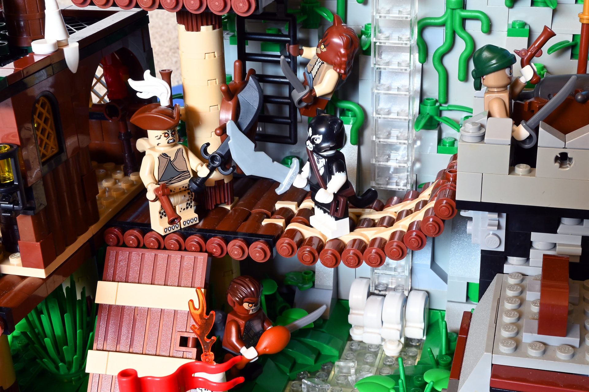 “PlunderCats: Hideout on Cat Skull Island” by Oky – MOCs – The Ultimate ...
