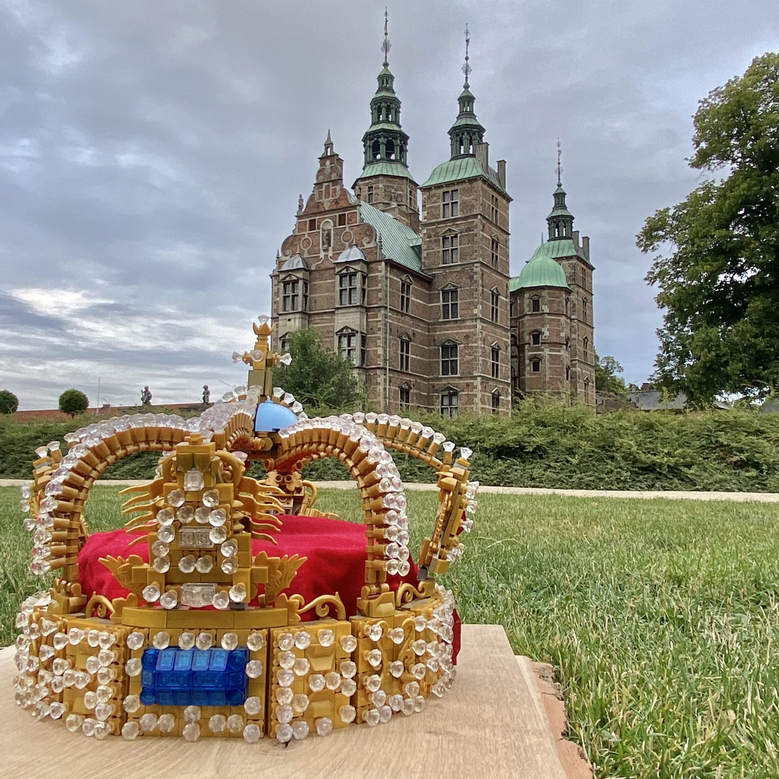 “The Crown – A Piece of History” by Piraten – MOCs – The Ultimate LEGO ...