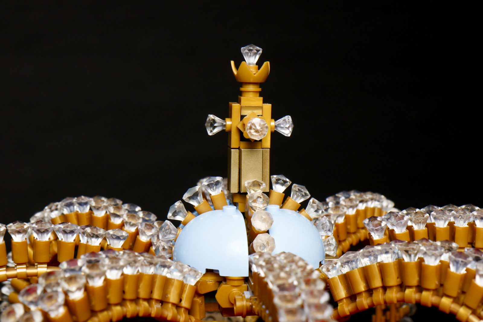 “The Crown – A Piece of History” by Piraten – MOCs – The home of LEGO ...