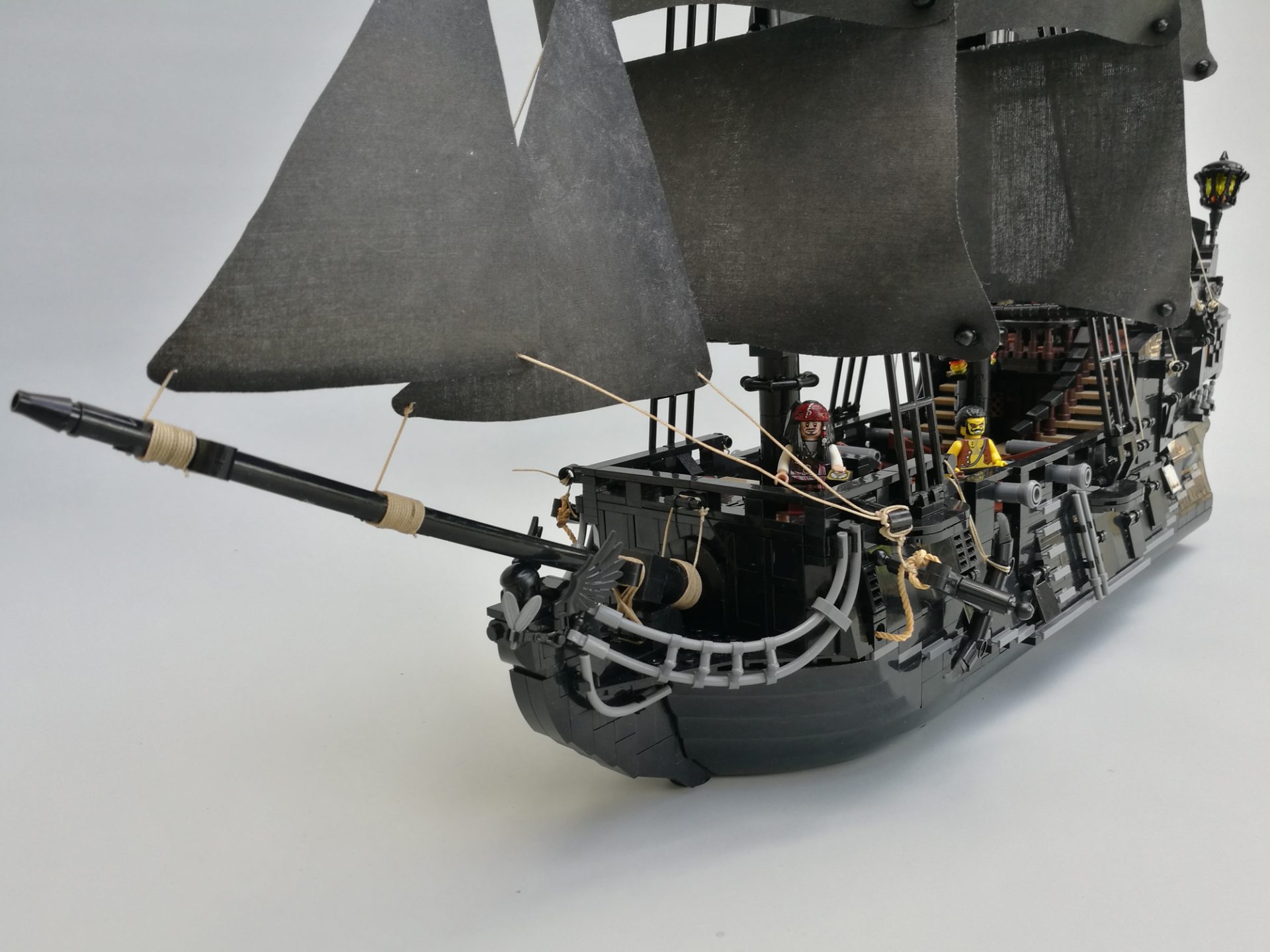 “The Pearl – 20th Anniversary” by Marooned Marin – MOCs – The Ultimate ...