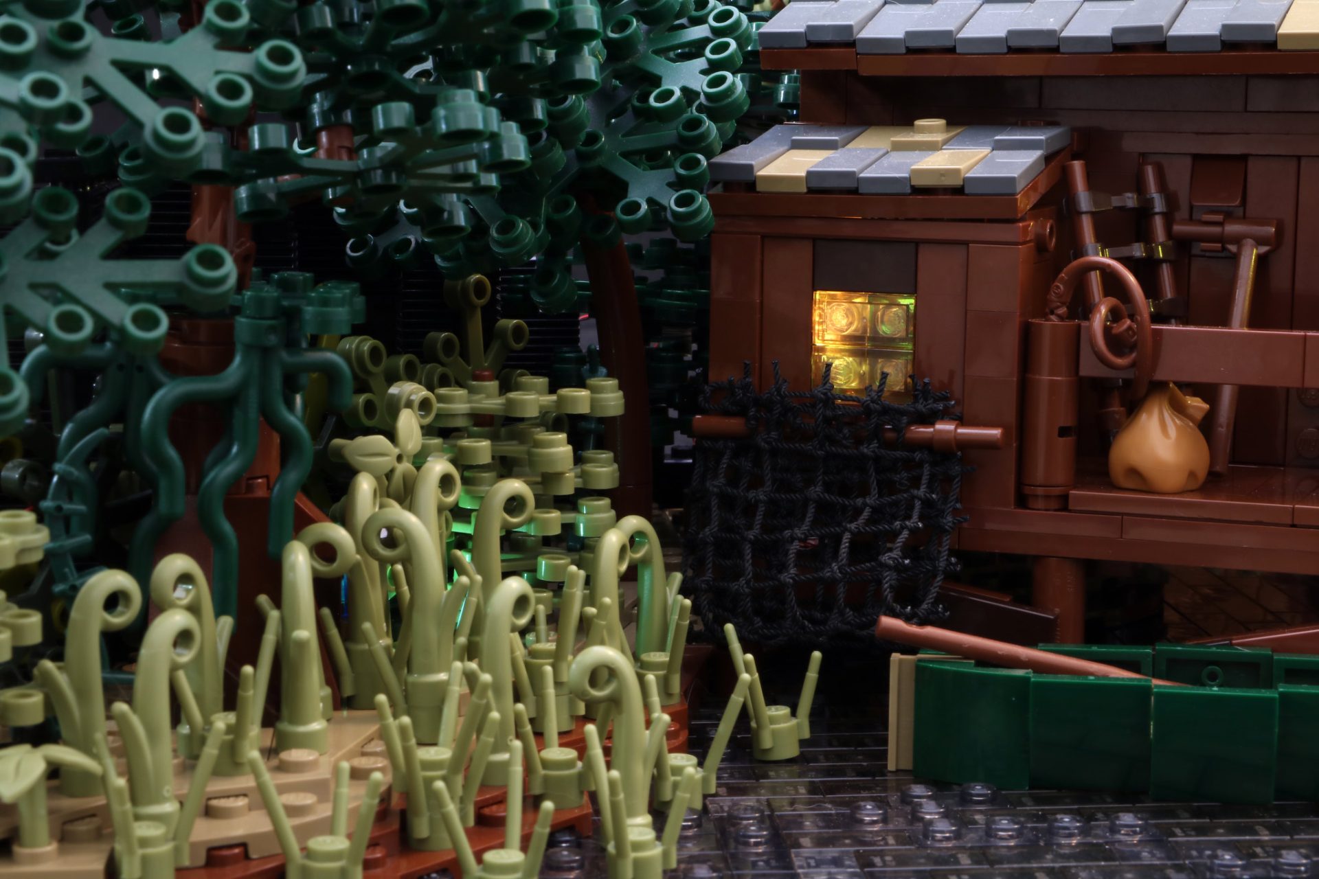 “Disneyland’s Pirates of the Caribbean” by Nicholas Goodman – MOCs ...