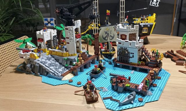 “10320 Eldorado Fortress Fan Mods” by Various – MOCs – The home of LEGO ...