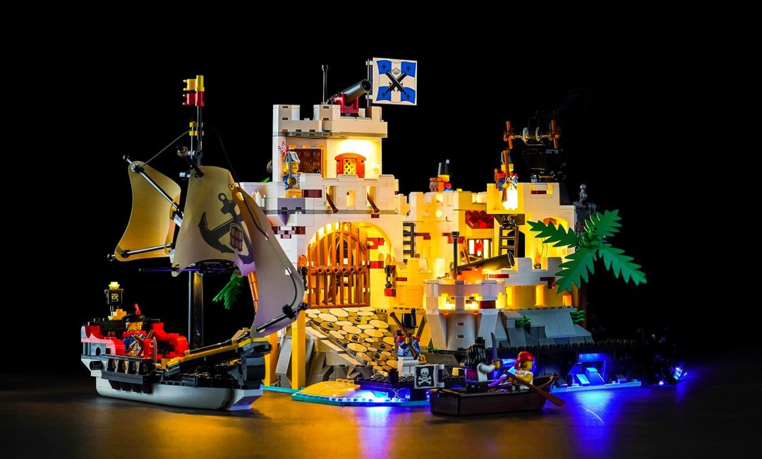 “10320 Eldorado Fortress Fan Mods” by Various – MOCs – The Ultimate ...