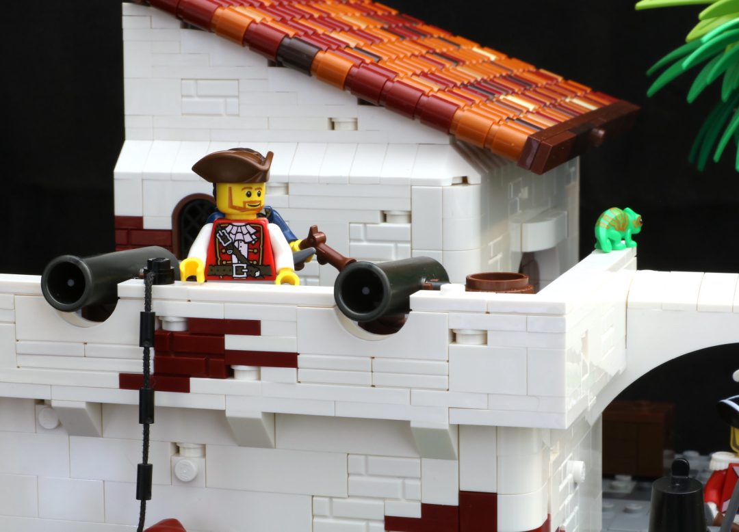“Escape from the Imperial Trading Post” by Nicholas Goodman – MOCs ...